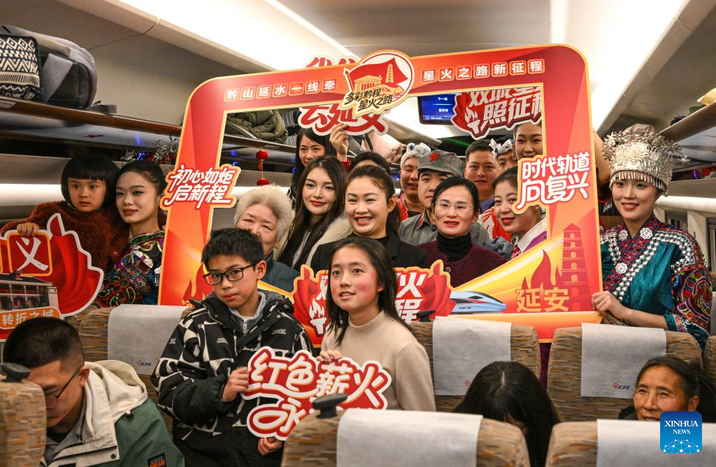 Novo serviço direto de trem de alta velocidade liga Zunyi a Yan'an-Xinhua